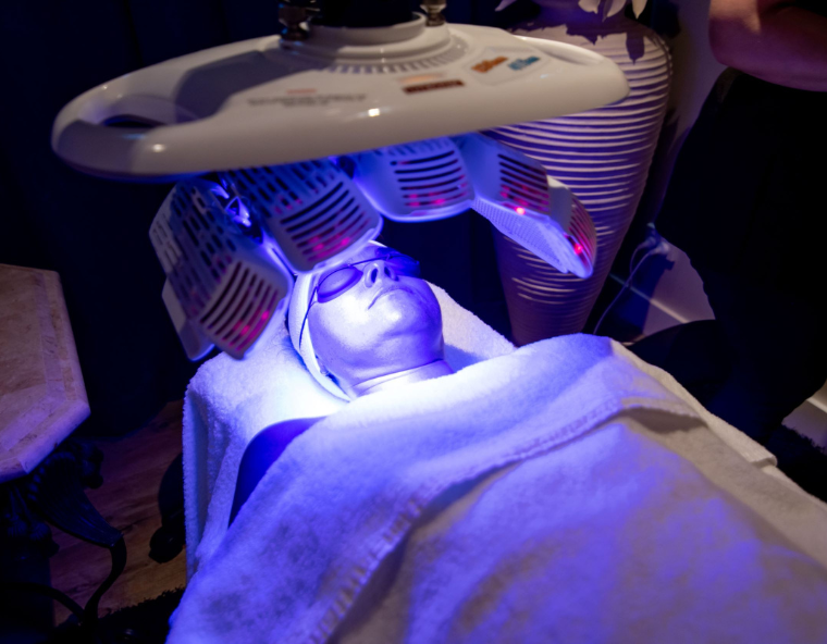 LED Treatment | Dermal Medik Clinic Gold Coast